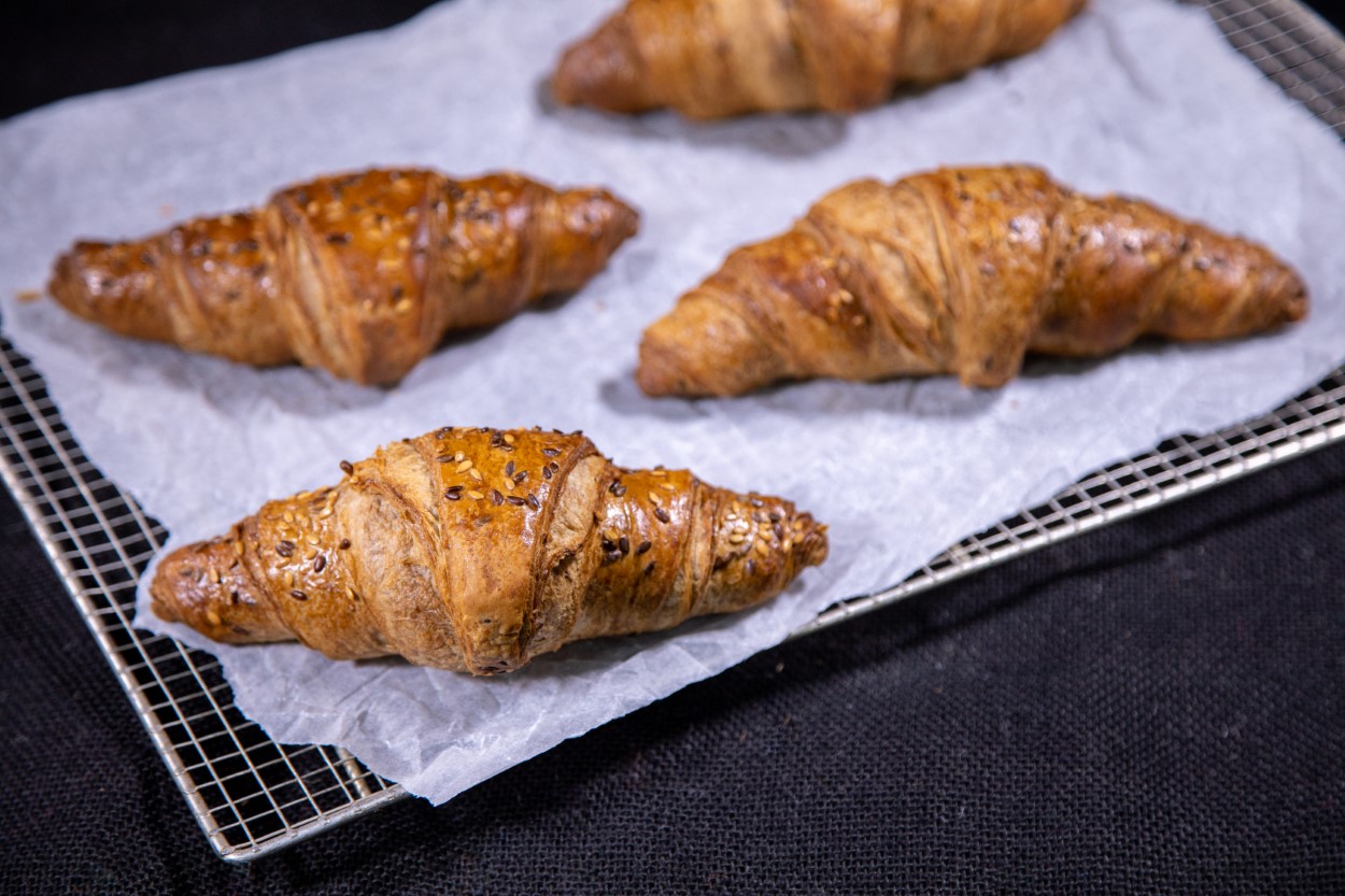MULTIGRAIN CROISSANT R2B - ΦΕΛΛΑΧΙΔΗΣ ΑΒΕΕ