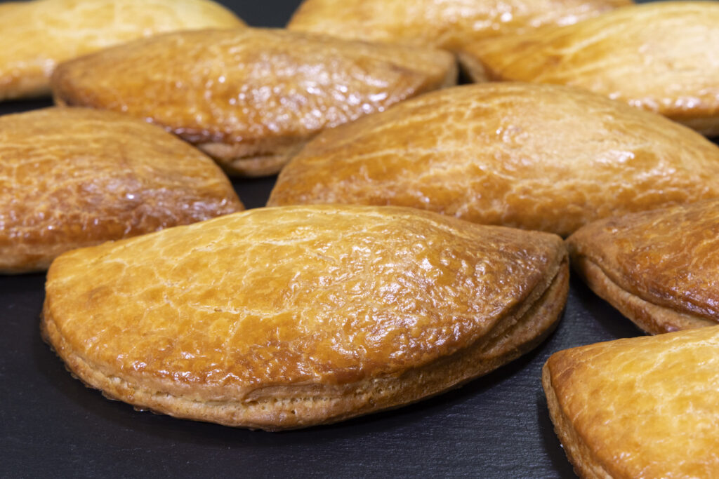 TRADITIONAL KOUROU - ΦΕΛΛΑΧΙΔΗΣ ΑΒΕΕ